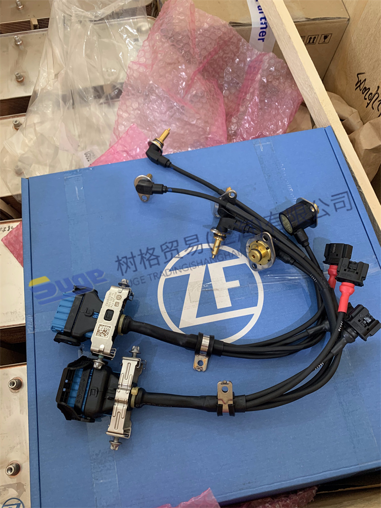 ZF ECOSPLIT4 gearbox parts CABLE IT 0501 219 774 - Buy ZF 16S2230 ZF ...